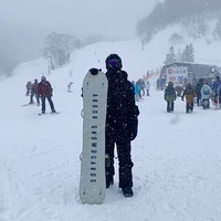 Nash | Ski & Snowboard friends and carpool SIS